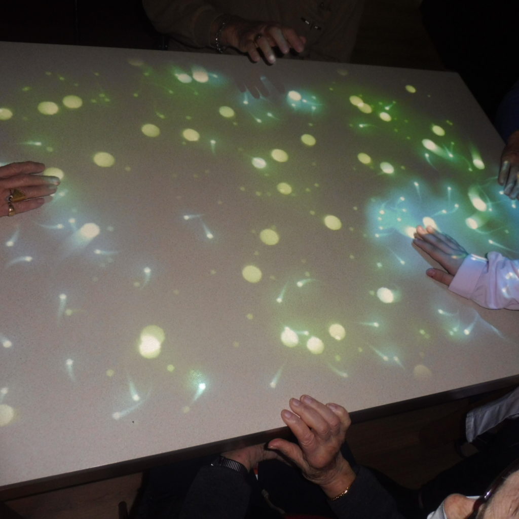 La Tovertafel ou « table magique »…. – EHPAD MARIE GOY